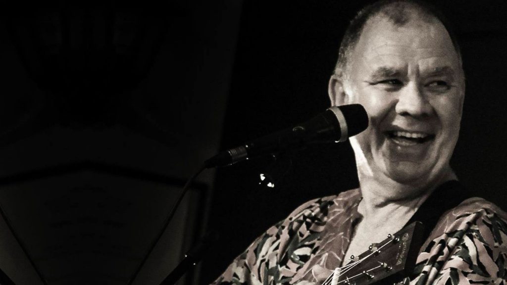 Roger Lucey – Mixtapes ZA